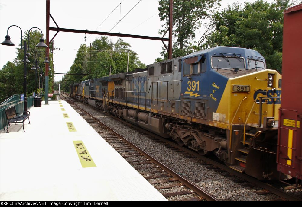 CSX 391 "Spirit of Dante" fourth on Q404